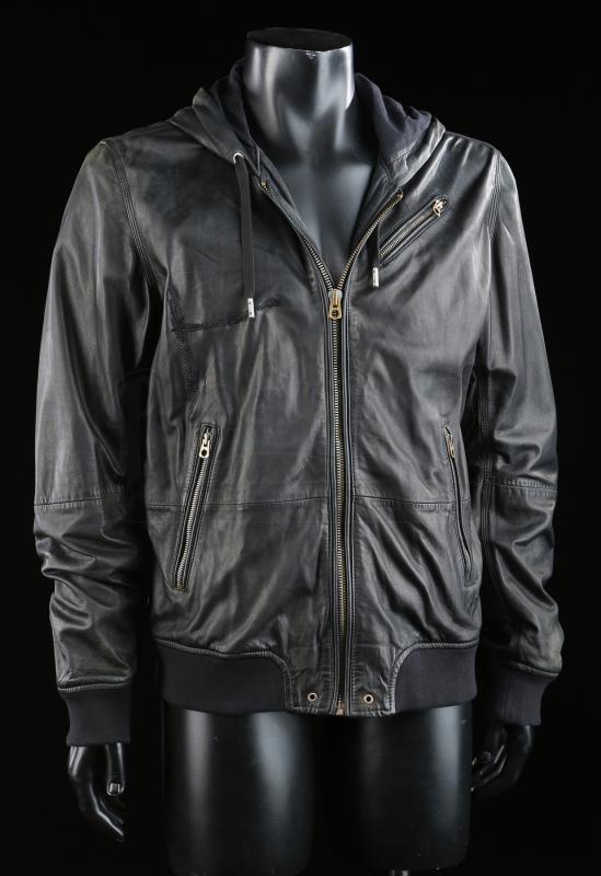 Terminator Genisys: Kyle Reese's Leather Jacket - Current price: $100